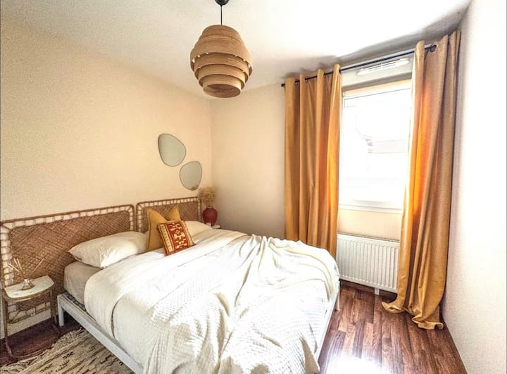 T3 Lumineux | Balcon & Parking | 1o Min De Lyon - Caluire-et-Cuire