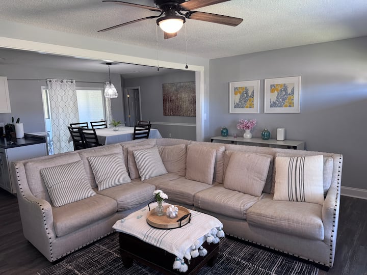 Modern Comfort And Stylish - Warner Robins, GA