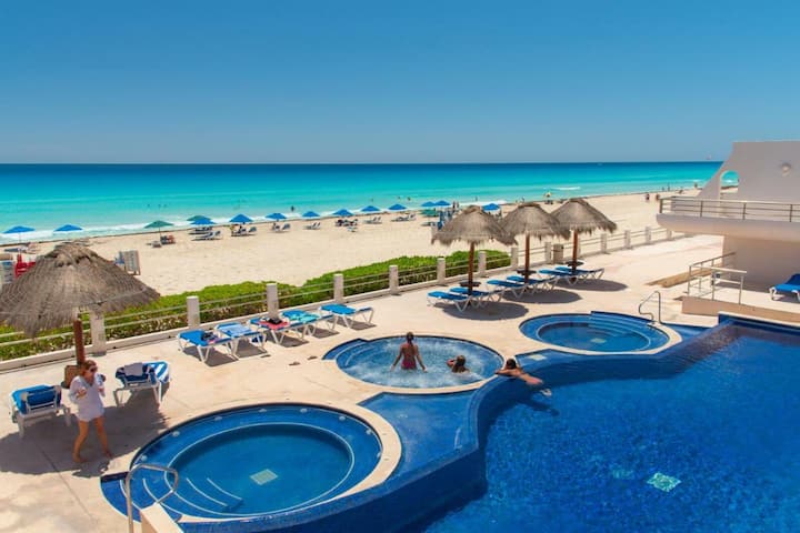 Espectacular Vista Al Mar Caribe •Amplio Y Cómodo. - Cancún