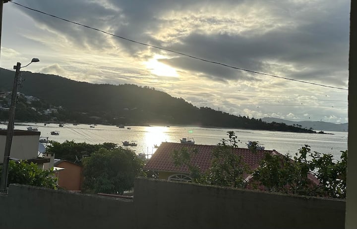 Local Simples, Mas Uma Vista E Clima Espetacular! - Governador Celso Ramos