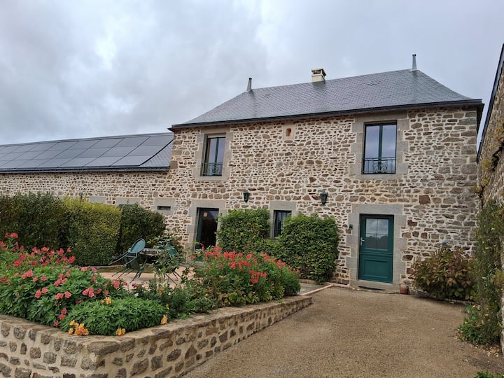 Gîte De La Haie Bourgère - Mayenne