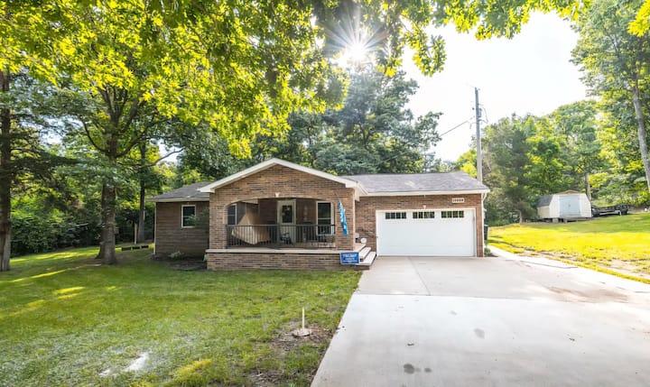Cozy, Quiet And Close To Town! - Rolla, MO