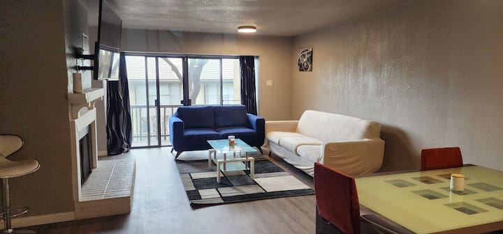 Condo Retreat @ Las Colinas, Near Downtown Dallas - Irving, TX