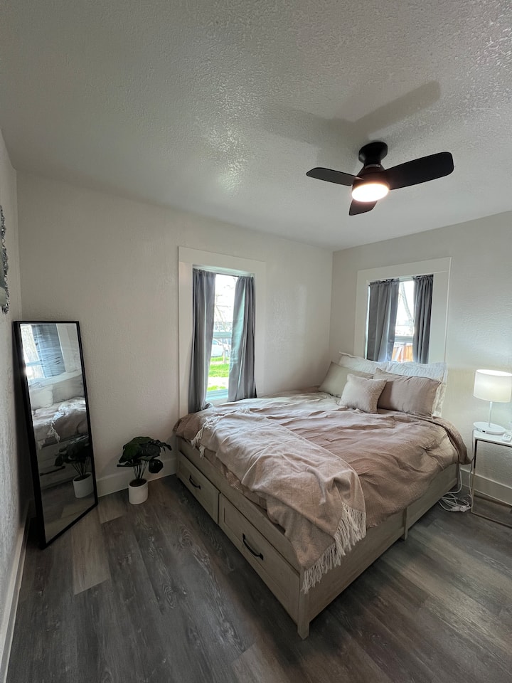 Winter Wonderland Near Shopping Centers - Medford, OR