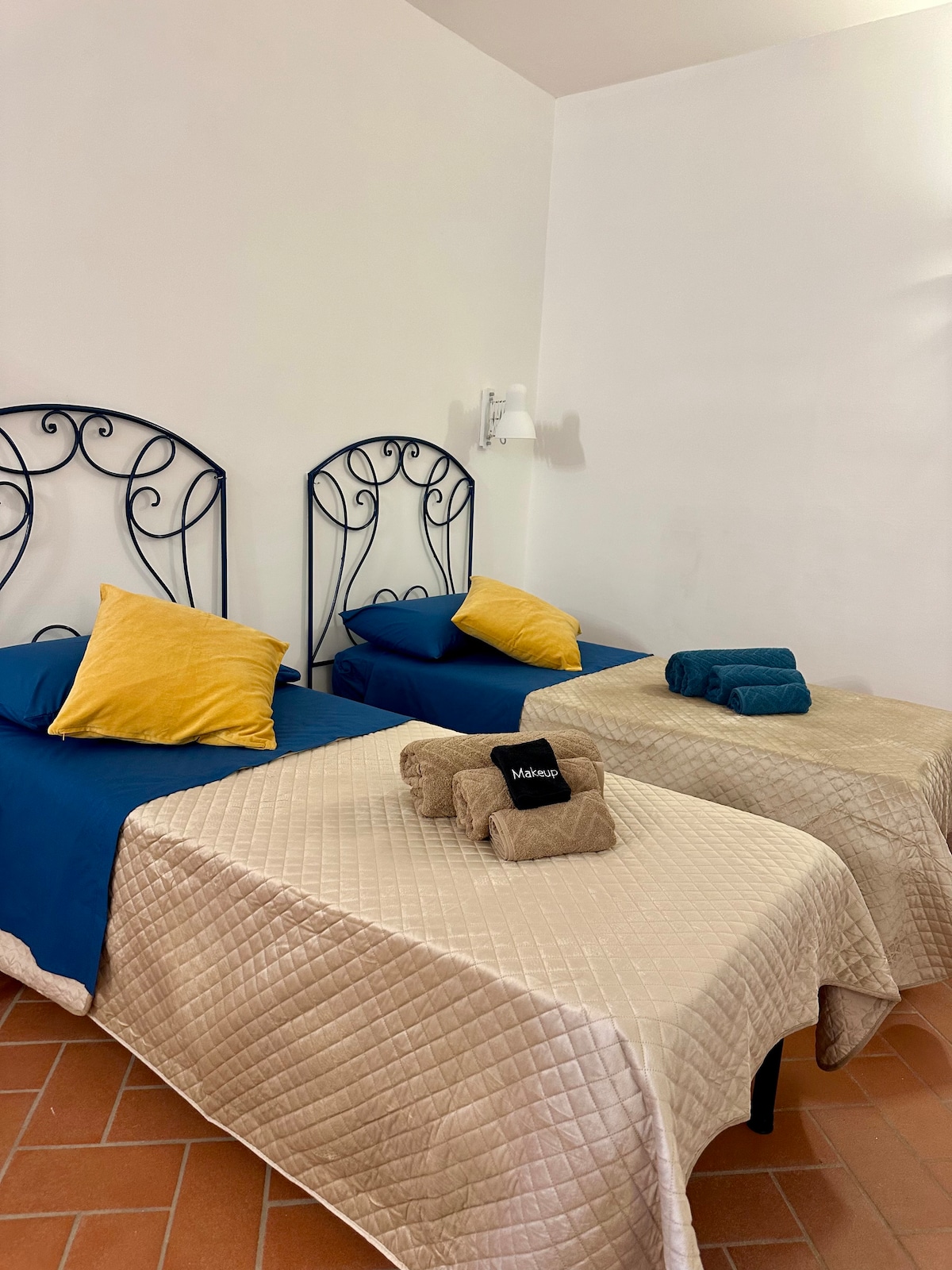 Vesuvian Village APT04 - Airbnb