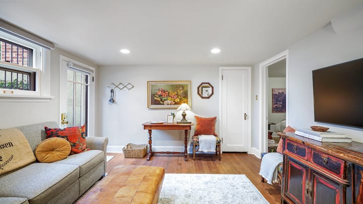 Cozy Downtown Provo Cottage W/ King Bed - Provo, UT