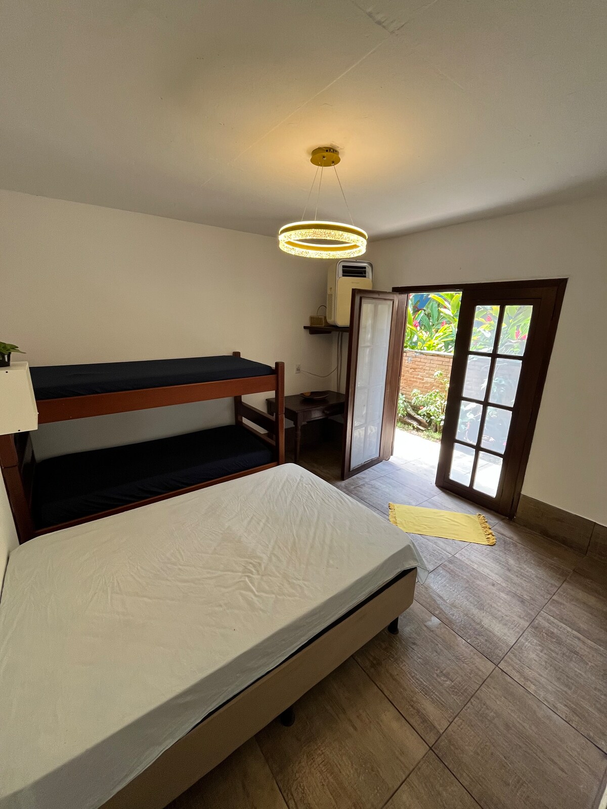 Praia Grande single-story suite, with air conditioning. - Airbnb