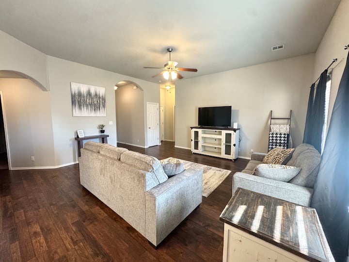 3br Retreat Near Tulsa – Peaceful & Family Ready - Broken Arrow, OK