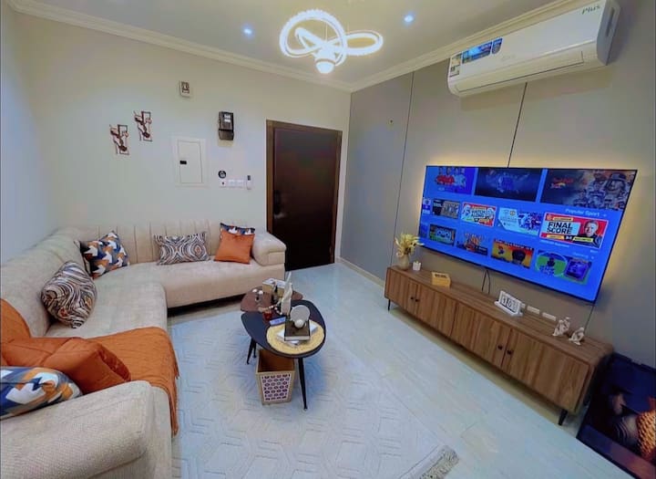 شقة مميزة بتصميم أنيق تجمع بين الراحة والفخامة. - Dammam