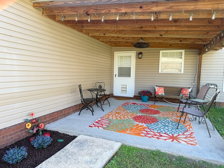 Hartselle-walk To Jp Cain, Near Downtown - Somerville, AL