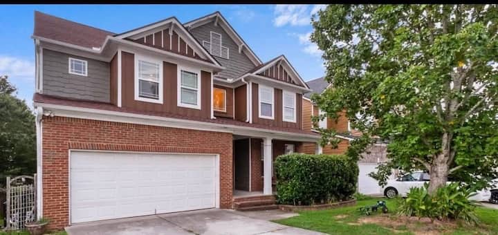 Home Sweet Home! Your Perfect Place. - Snellville, GA