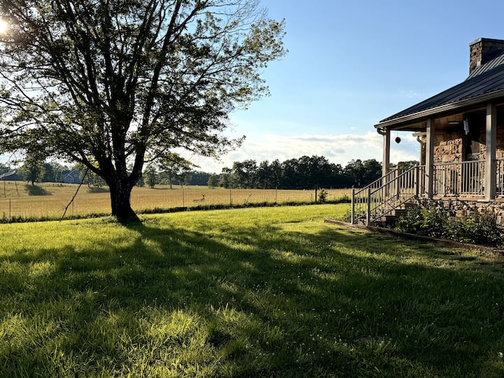 The Coon Hollow Cabin - Crossville, TN