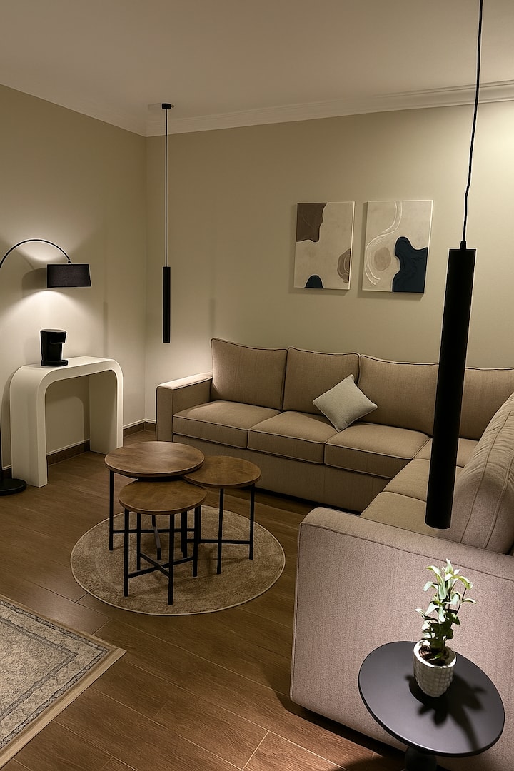 شقه نظيفه وبسيطه وتتسع الى 4 اشخاص في حي النورس - Dammam