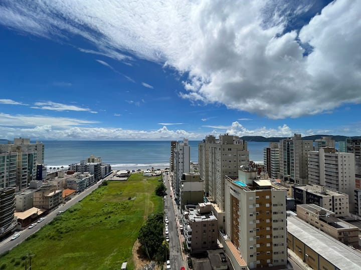 Apartamento De Alto Padrão Em Meia Praia - Itapema - Brazil