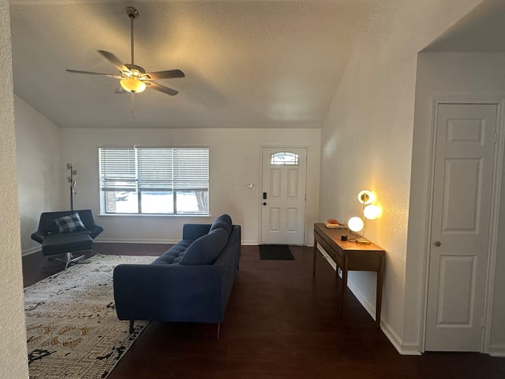 Updated Home Near I-35 - New Braunfels, TX