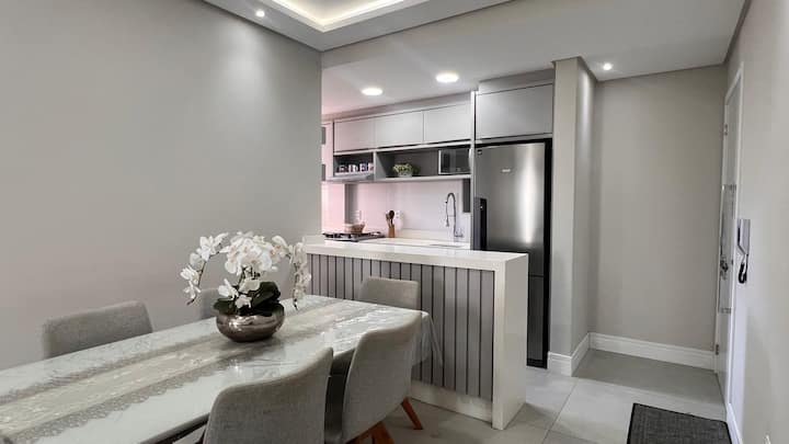 Apartamento De Alto Padrão A 250m Do Mar - Governador Celso Ramos