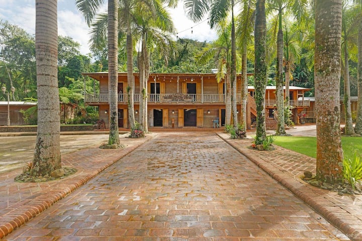 Hacienda Lealtad - Casa Mayordomo - Lares