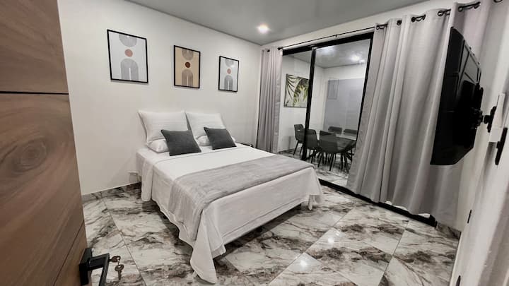 Hapa’s Comfort San Salvador. - San Salvador