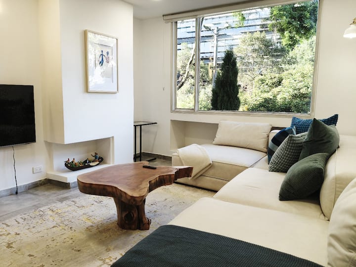 Apartamento De Diseñador En El Chicó - Bogota