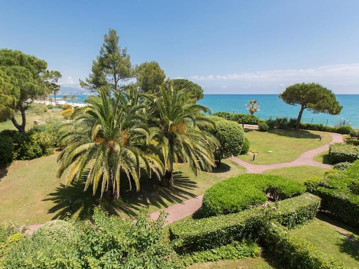 Spacieux Appartement Familial Avec Jardin Privatif - Villeneuve-Loubet