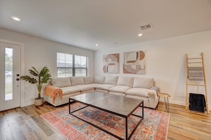New House Near Integris Medical & Lake Hefner - Bethany, OK