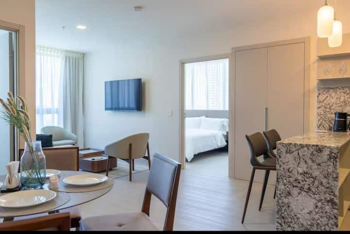 Modern 2br In Arcadia Pool Gym Coworking - Panama