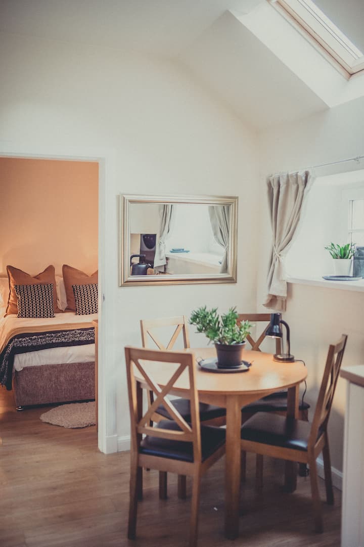Cosy Cottage In Town Centre, Peaceful And Private - Loch Awe