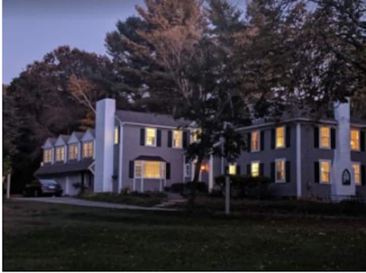 Boutique Hotel Like-hingham Estate - Black Rock Beach, MA