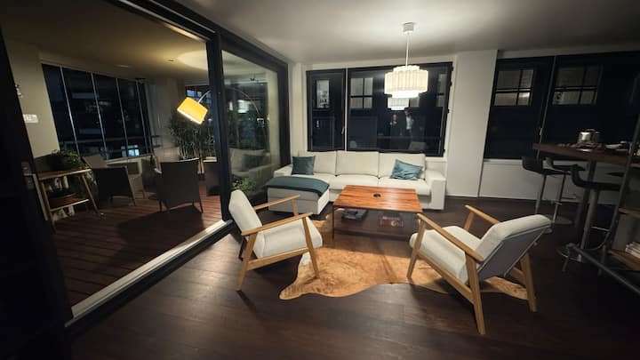 Urban Comfort & Calm Near Sihlcity — Free Parking! - Zurique