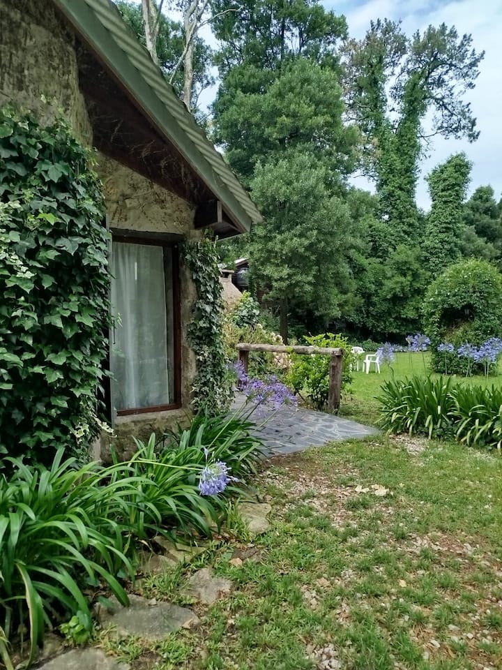 Cabin With Wide Park In The Middle Of The Woods - Mar del Plata