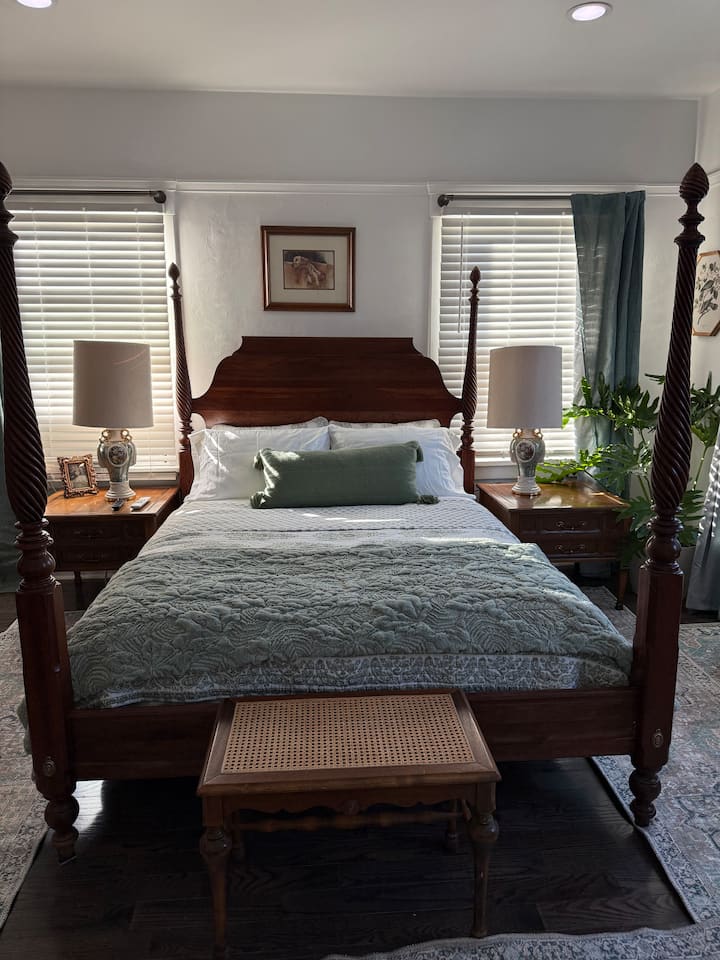 The Picture Room - Pittsburg, CA