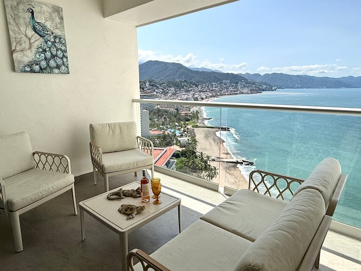 Beachfront Luxury • Harbor171 Oceanview Condo - Puerto Vallarta