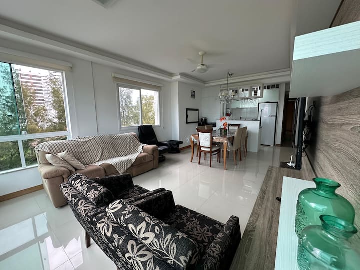 Ed Aquamare (Frente) 70mt Mar 2 Dormit Próx Bistek - Tramandaí