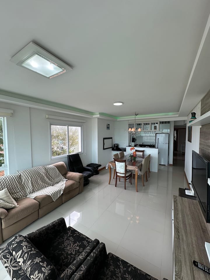 Ed Aquamare 401 Frente 70mt Mar 2 Dorm Próx Bistek - Tramandaí