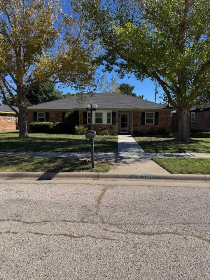 Cozy Cul De Sac - Amarillo, TX