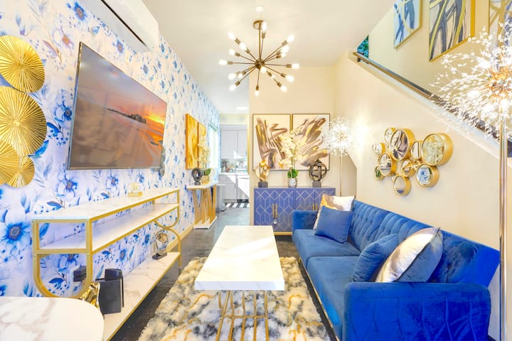 J. Chic 2br W/patio, Grill, Parking, By Universal - Los Angeles, CA