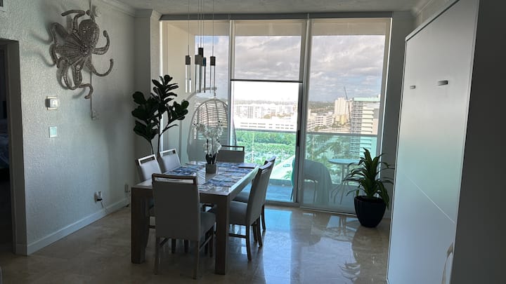 Beauty Penthouse On The Beach - Hollywood, FL