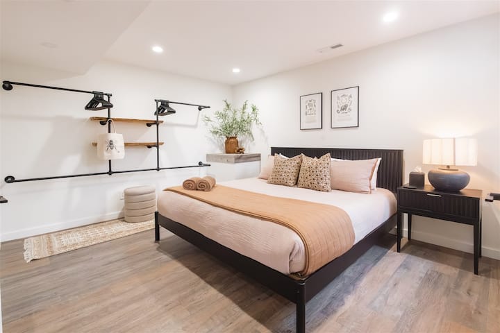 Honey & Hive | Modern Montana Stay With Open Views - Livingston, MT