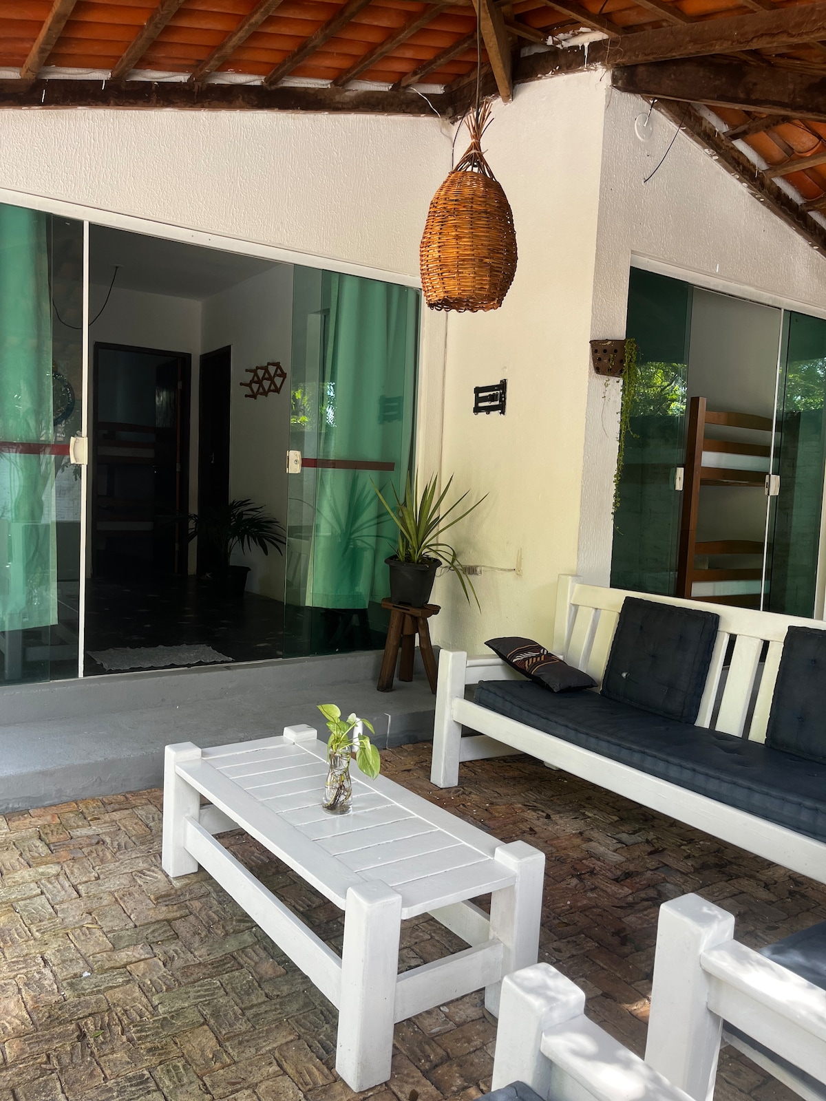 Suíte Casal Privativa - Pedrinhas Hostel e Camping - Airbnb