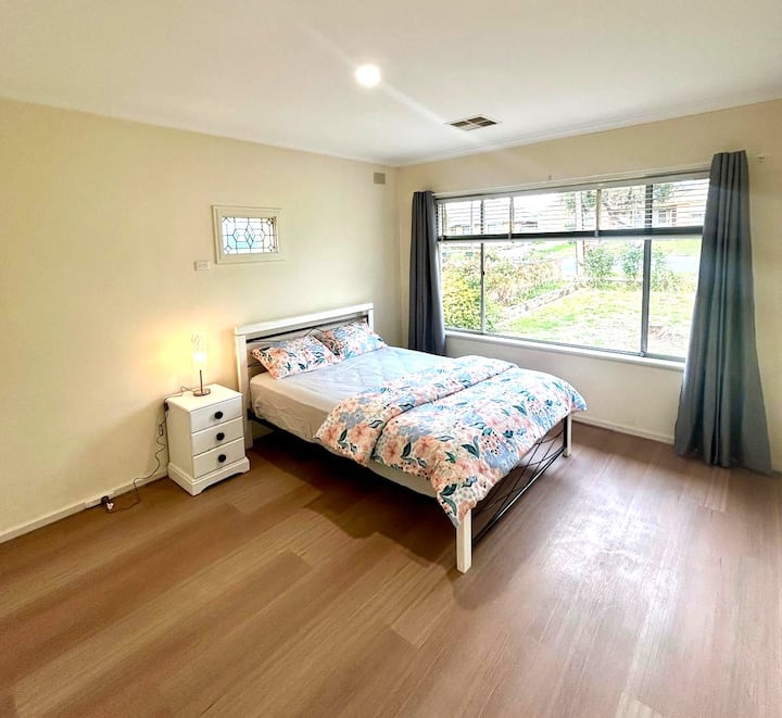 Luxury Private Room In A Guest House - Adelaide