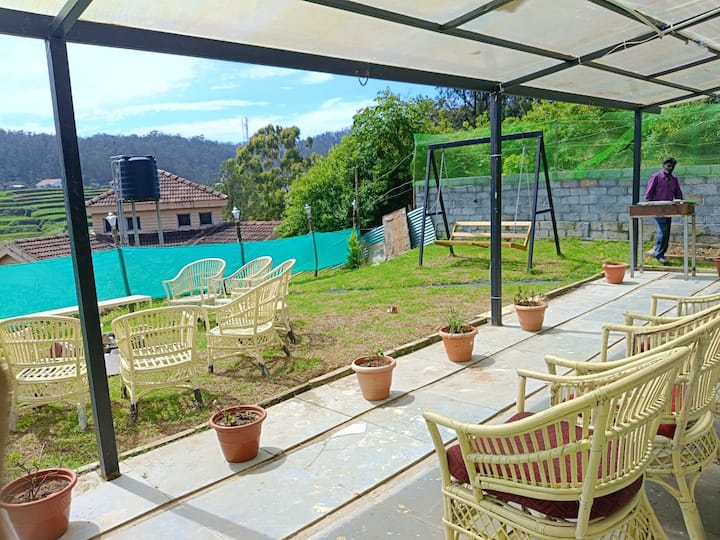 Mountain View Private Villa - Ooty