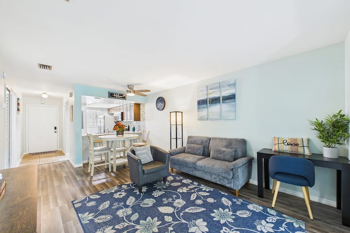 Fully Furnished 2br/2ba Condo In Titusville - Titusville, FL