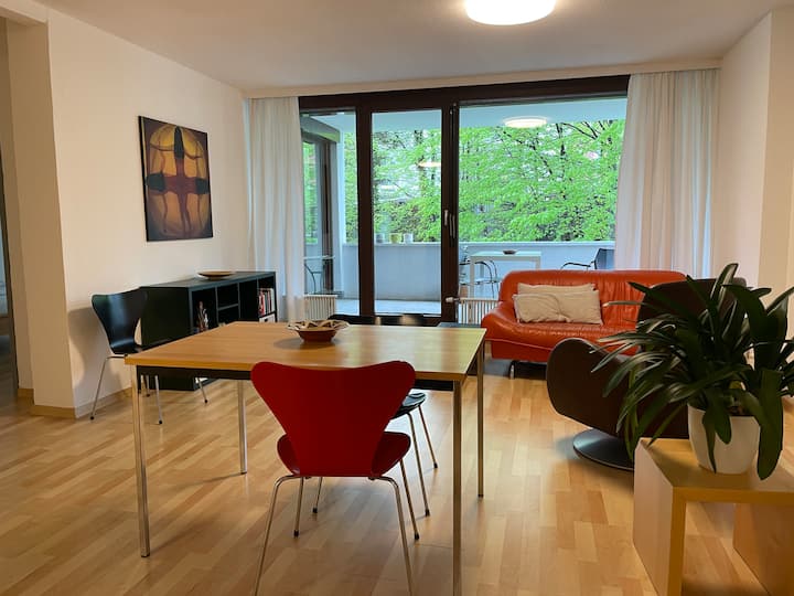 Lake & Mountains With Festival Flair - Lac de Constance