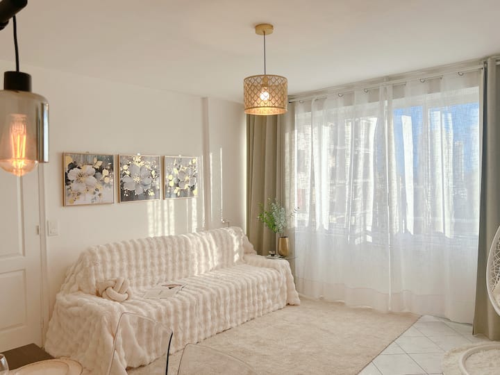 Cozy Apt With Elevator Steps To Metro Free Parking - Bagnolet