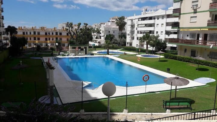Piso Vacacional En Benalmádena-costa - Benalmádena