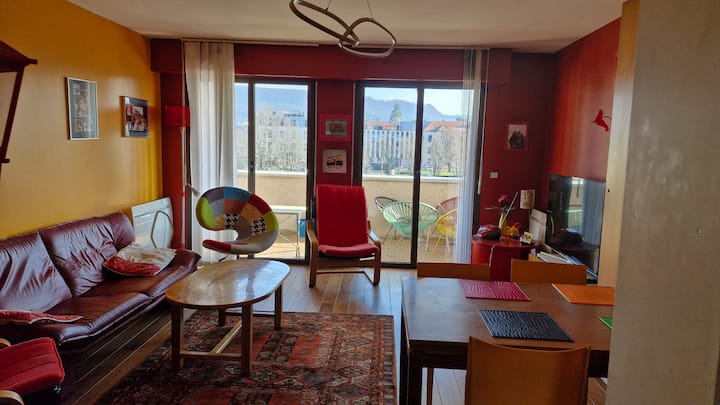 Appartement 76m2 

4 Personnes - Lons-le-Saunier