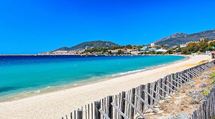 Appt Proche Mer, Coeur De Ville Et Commodités - Ajaccio