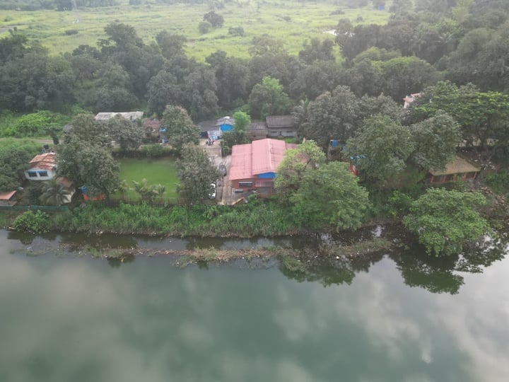 4bhk Riverstone Villa | Lake, Pool & Greenery - Karjat