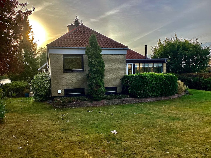 House In Hellerup/dyssegårdskvarteret - Copenhaguen