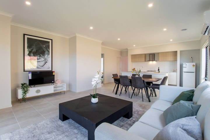 Haven Home Grattan Clyde - Cranbourne